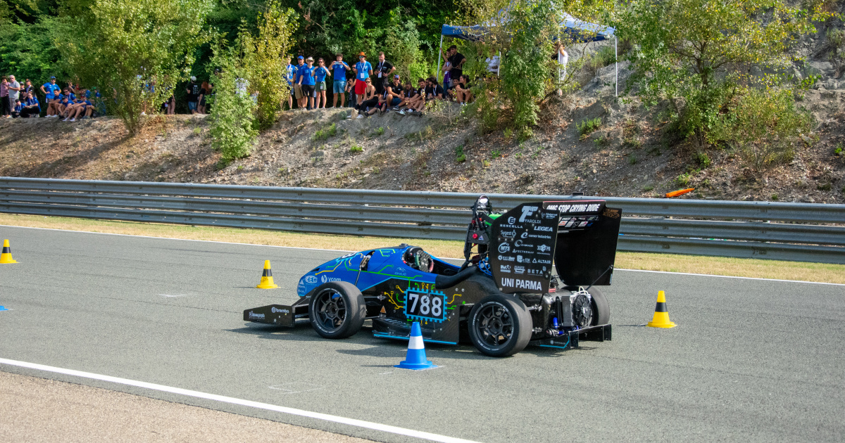 Formula Sae Italy: buona la prima! Un convincente sesto posto per il ...